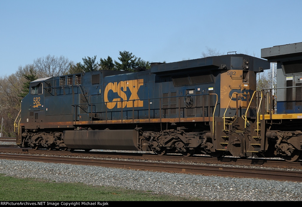 CSX 582